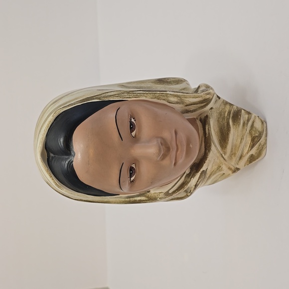 Accents | Vintage Ceramic Chalkware Bust Marwal Lady In Shawl | Poshmark